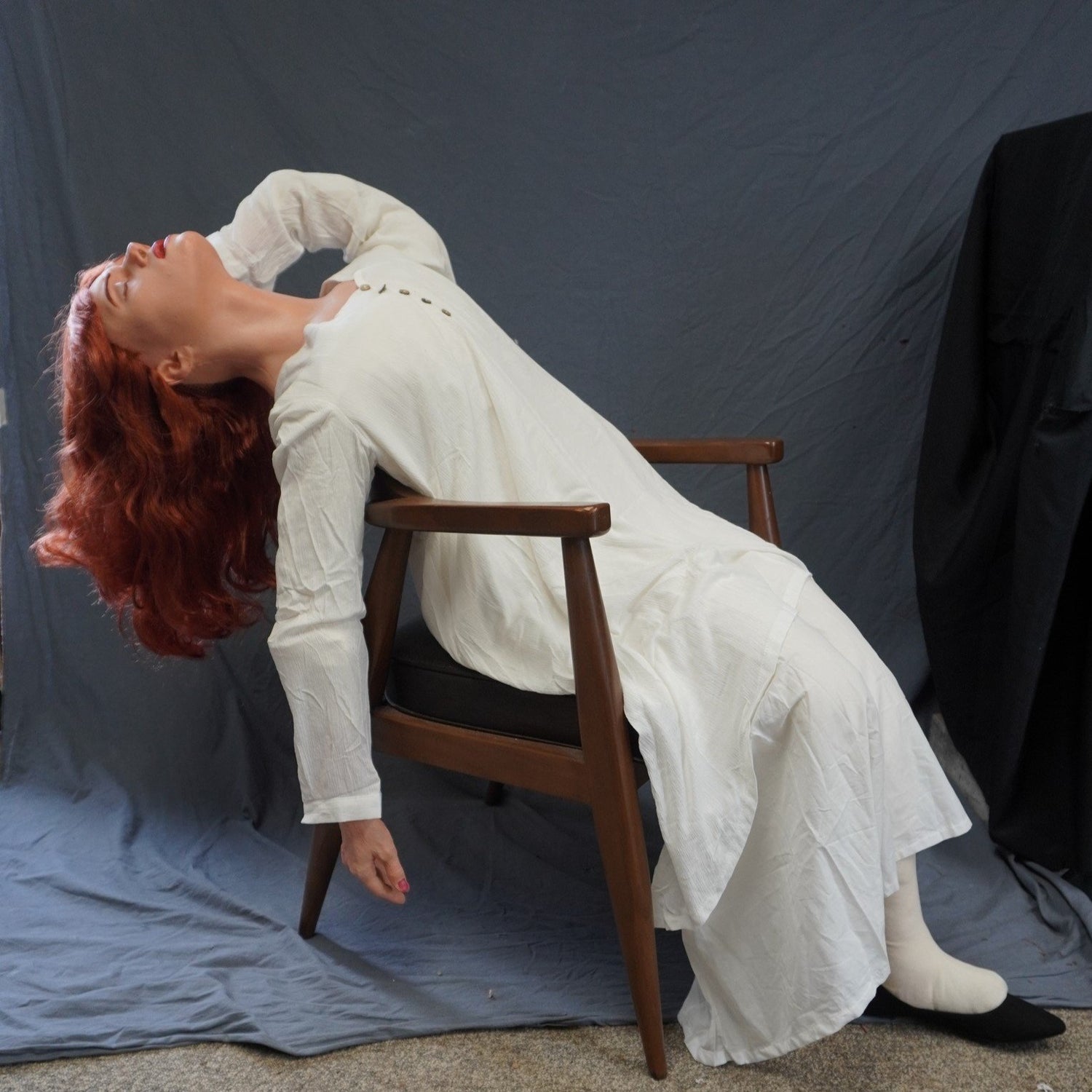 Vampire Victim Phoebe Prop – Dapper Cadaver Props