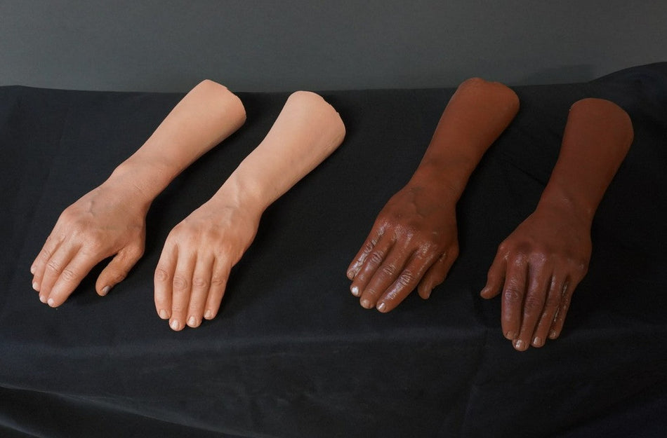Tom Hands Prop – Dapper Cadaver Props