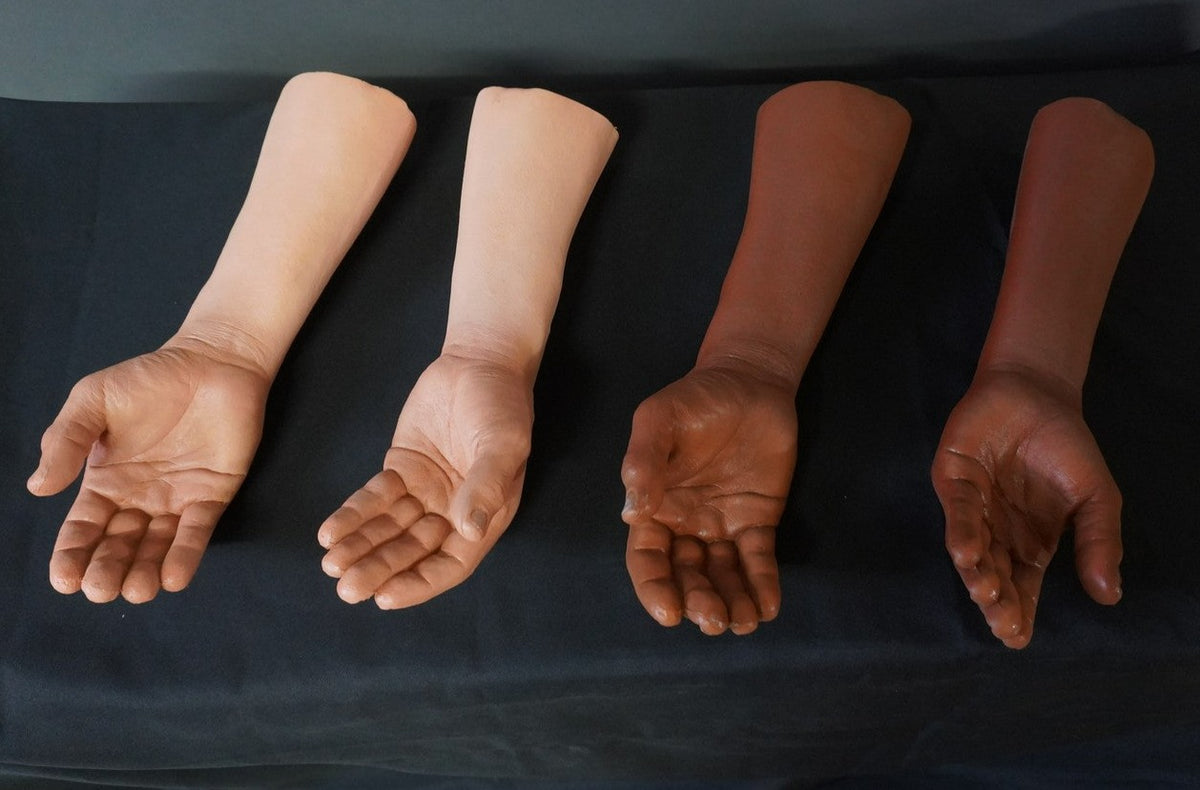 Tom Hands Prop – Dapper Cadaver Props