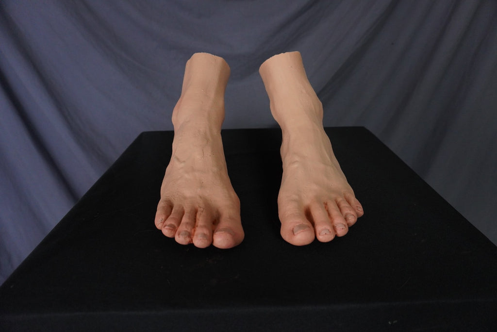 Nick Feet Prop – Dapper Cadaver Props