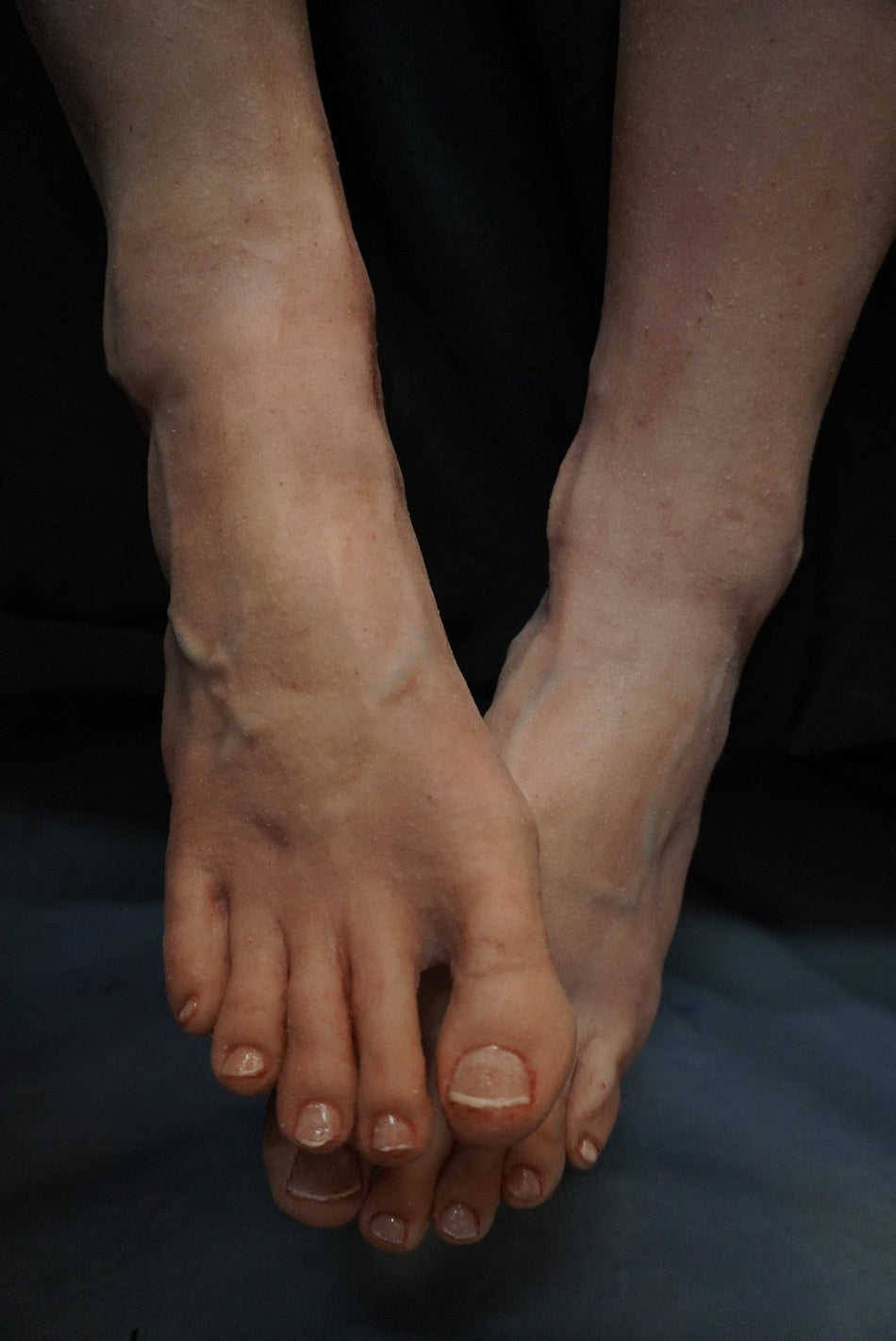 Silicone Nick Leg Prop – Dapper Cadaver Props