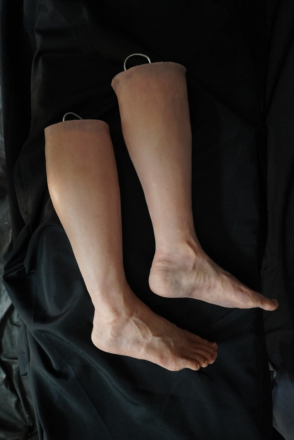 Silicone Nick Leg Prop – Dapper Cadaver Props