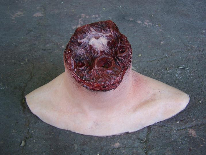 Female Neck Stump – Dapper Cadaver Props